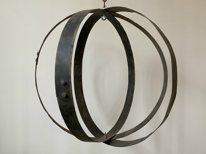 SETT F. ONLINE SHOP / Iron round objet